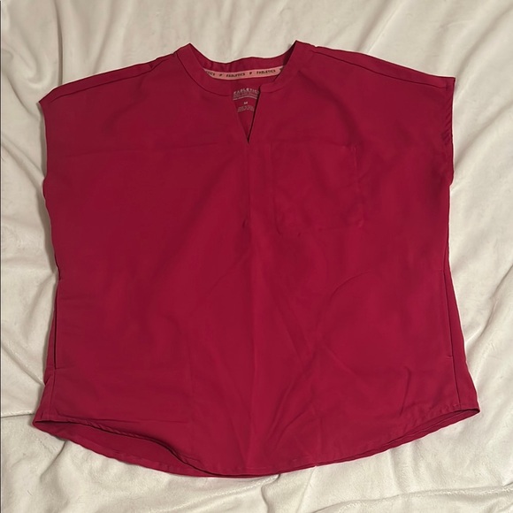 Fabletics | Tops | Fabletics Evolve 3pocket Scrub Top | Poshmark